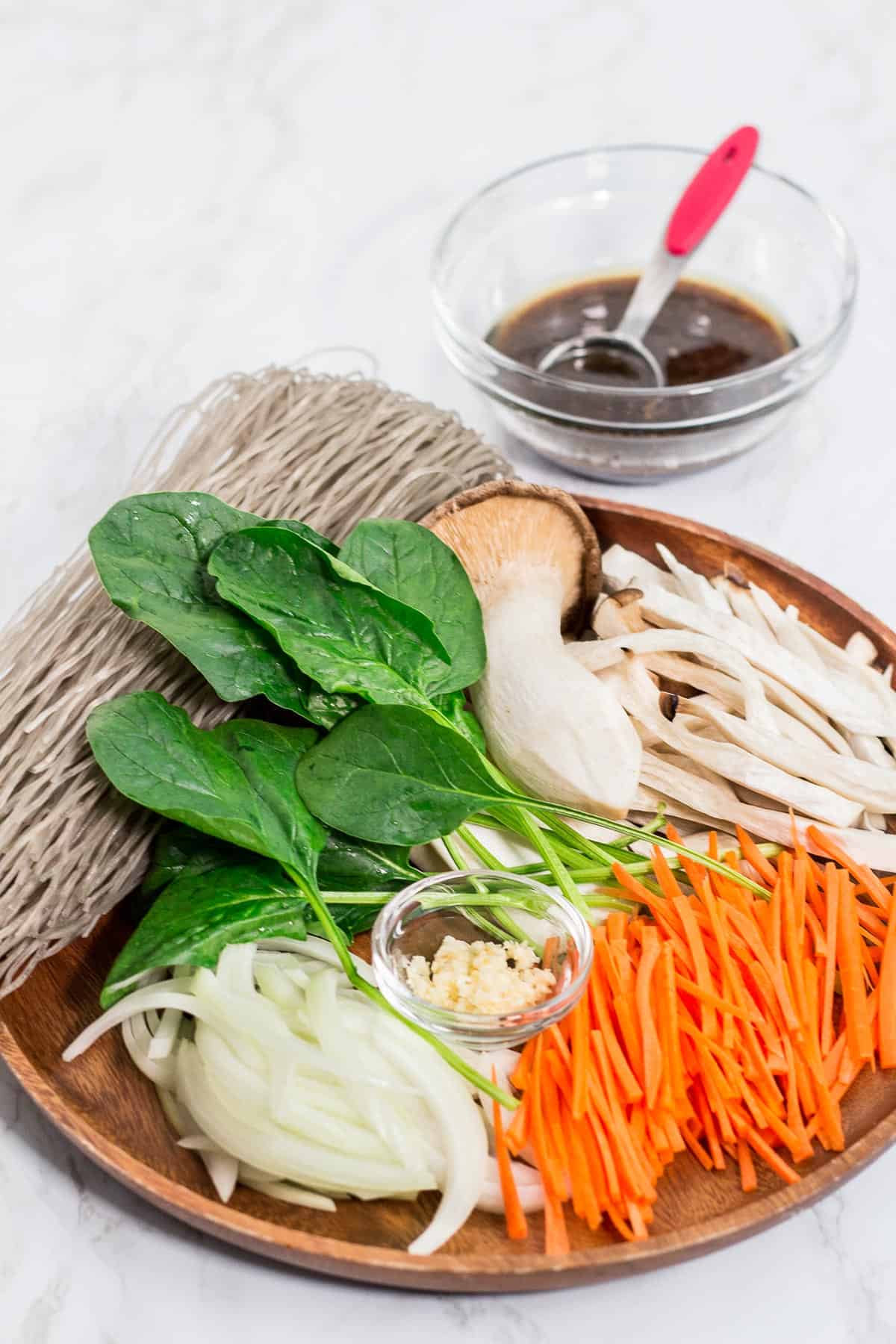 Korean Vegan Japchae (Stir-fried glass noodles) - My Eclectic Bites