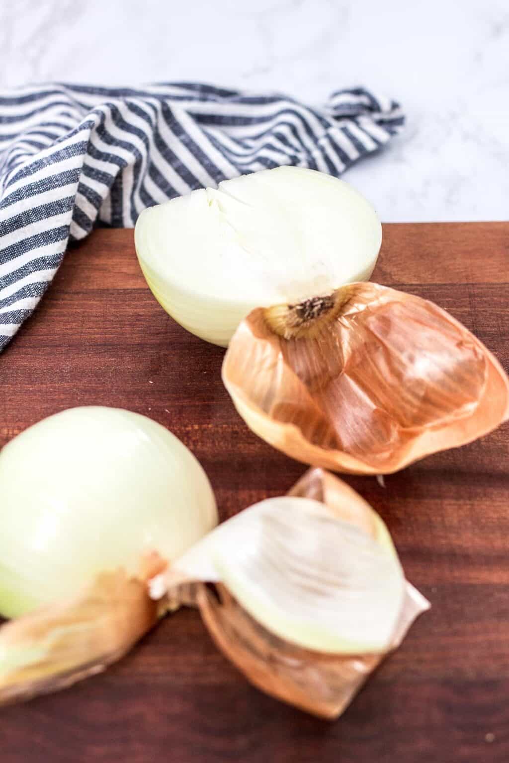 How to Mince an Onion (Step-by-Step Guide) - My Eclectic Bites